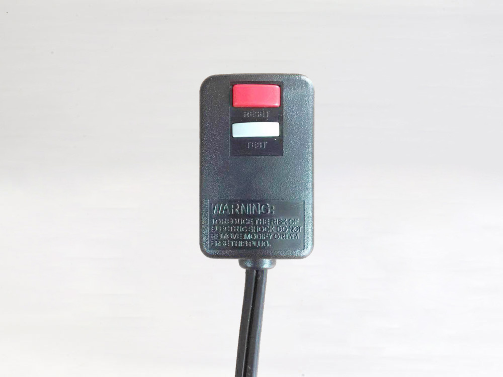 轻便插头型漏电保护器（ALCI） - 湖南湘依铁路机车电器股份有限公司